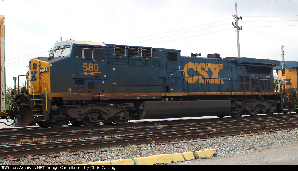 CSXT 580 on Q295-10